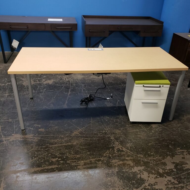 Desks - Office Furniture Warehouse