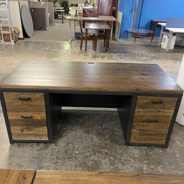 Desks - Office Furniture Warehouse