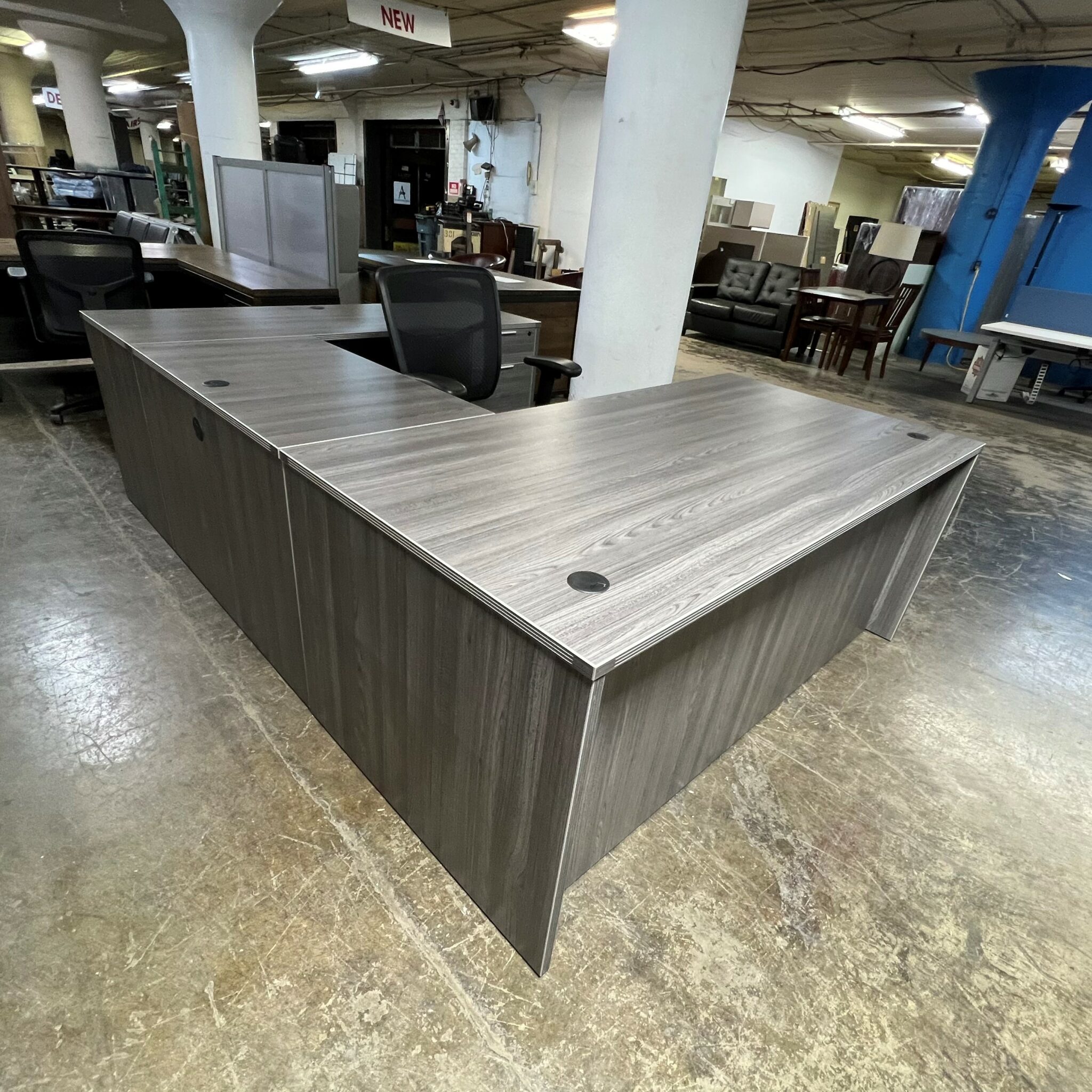 Used Office Desks and Workstations For Sale in Ohio | Office Furniture ...
